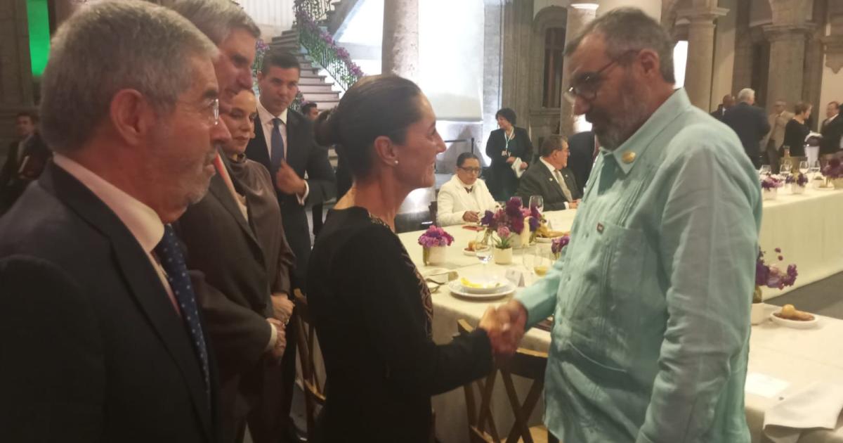 Prime Minister attends dinner hosted by Mexican president-elect, meets ...